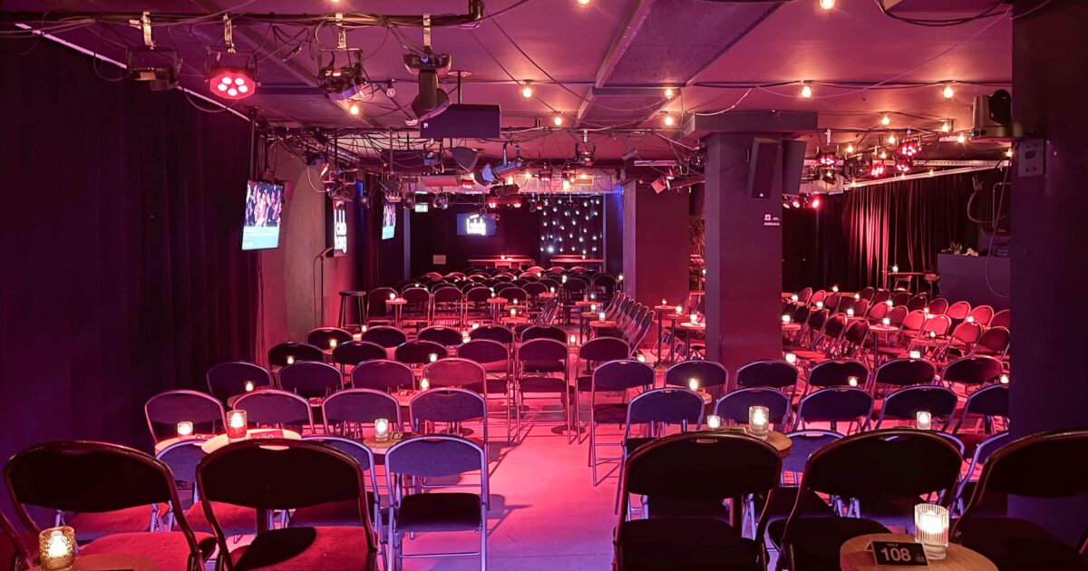 Win twee kaarten voor Comedy Club Haug | #RotterdamCentrum