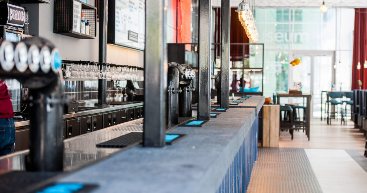 Biertjes drinken in Rotterdam Centrum | #RotterdamCentrum