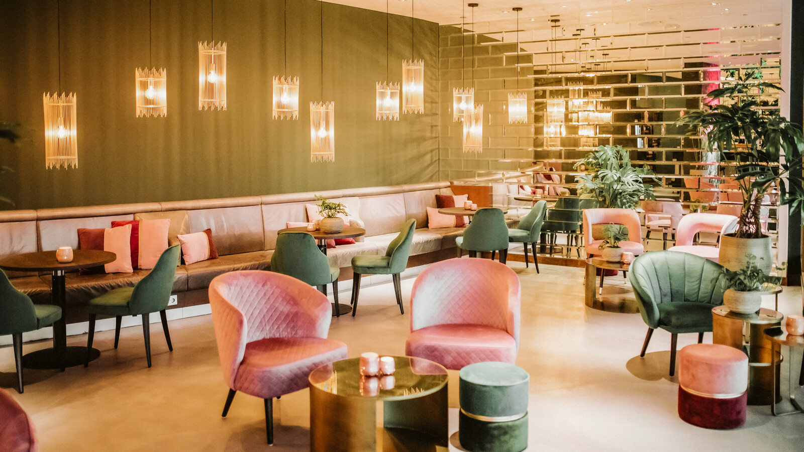 Dining at restaurant JAQ | #RotterdamCentrum