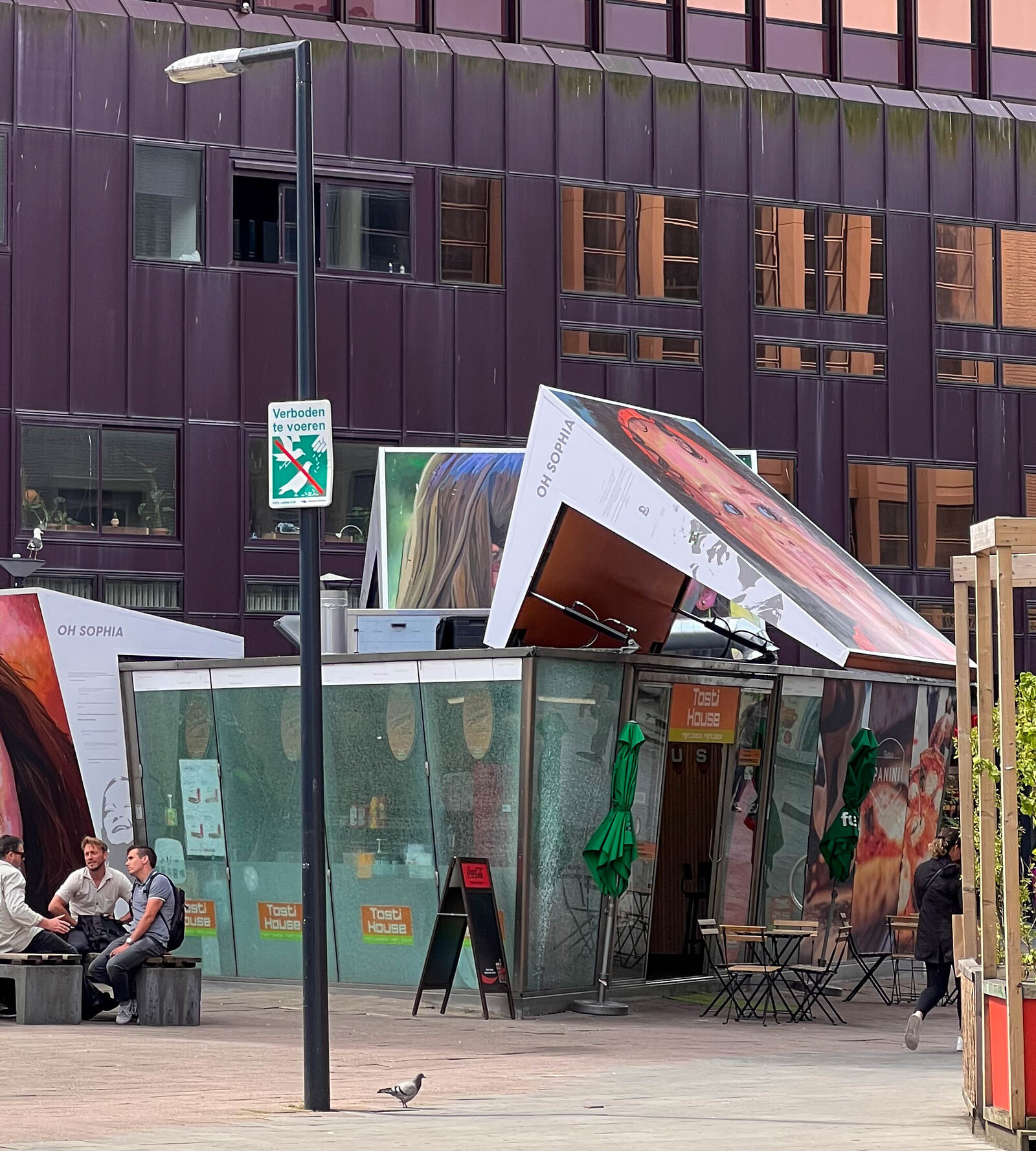 4x a quick and tasty lunch at Binnenwegplein in… | #RotterdamCentrum